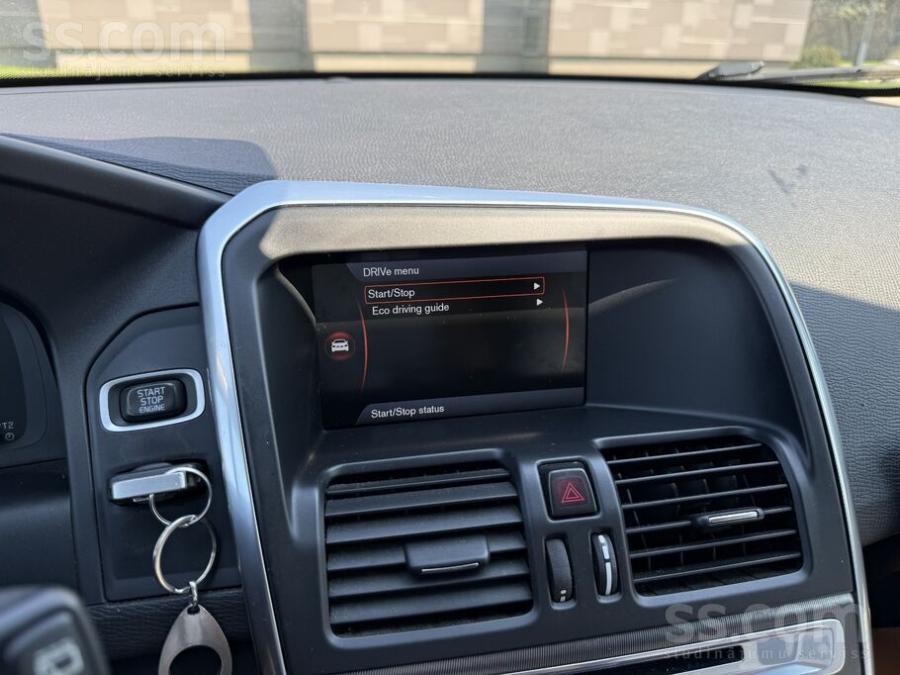 Melns Volvo XC60 2012 Rīga, ar dzinēja tilpumu 2.00 L un nobraukumu 292 tūkst. km par 6400 €, foto 19 vietnē AUTOMOTO.COM.LV
