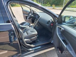 Melns Volvo XC60 2012 Daugavpils, ar dzinēja tilpumu 2.00 L un nobraukumu 368 tūkst. km par 7350 €, foto 10 vietnē AUTOMOTO.COM.LV