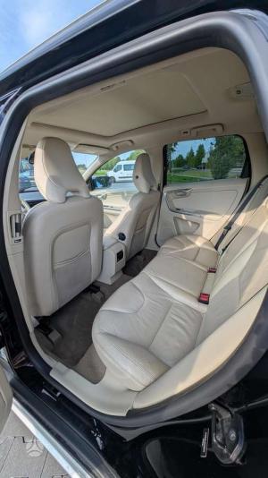 Melns Volvo XC60 2012 Kauņa, ar dzinēja tilpumu 3.19 L un nobraukumu 235 tūkst. km par 8500 €, foto 19 vietnē AUTOMOTO.COM.LV