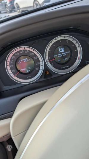 Melns Volvo XC60 2012 Kauņa, ar dzinēja tilpumu 3.19 L un nobraukumu 235 tūkst. km par 8500 €, foto 25 vietnē AUTOMOTO.COM.LV