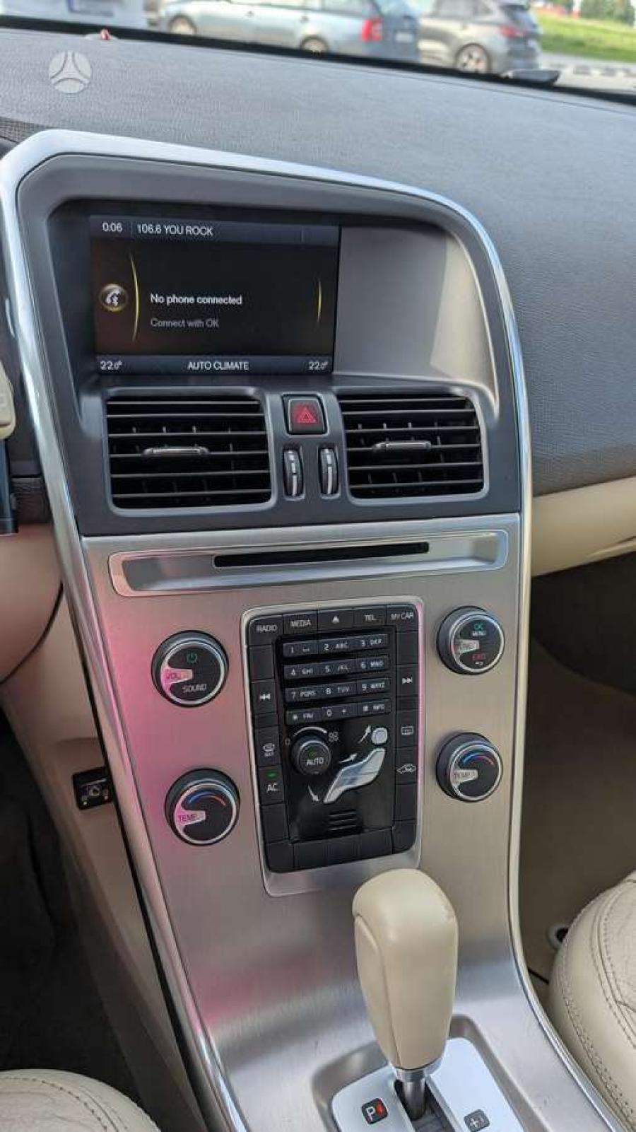 Melns Volvo XC60 2012 Kauņa, ar dzinēja tilpumu 3.19 L un nobraukumu 235 tūkst. km par 8500 €, foto 27 vietnē AUTOMOTO.COM.LV