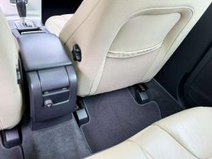Melns Volvo XC60 2012 Prienai, ar dzinēja tilpumu 2.40 L un nobraukumu 275 tūkst. km par 11700 €, foto 18 vietnē AUTOMOTO.COM.LV