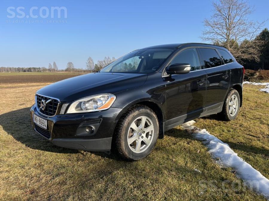Melns Volvo XC60 2012 Gulbene, ar dzinēja tilpumu 2.40 L un nobraukumu 333 tūkst. km par 7000 €, foto 1 vietnē AUTOMOTO.COM.LV