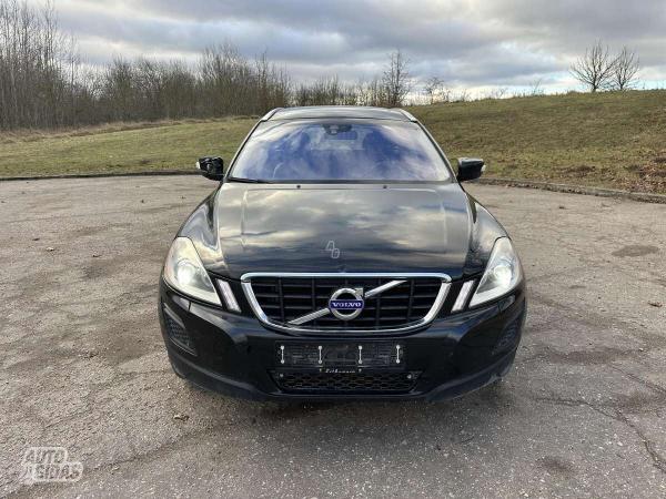 Black Volvo XC60 2012 in Kaunas, with an engine capacity of 3.00 L and mileage of 420 thousand km for 4100 €, photo 2 on AUTOMOTO.COM.LV