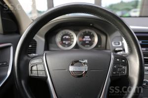 Black Volvo XC60 2012 in Tukums, with an engine capacity of 2.40 L and mileage of 193 thousand km for 10490 €, photo 14 on AUTOMOTO.COM.LV