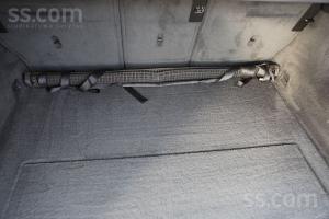 Black Volvo XC60 2012 in Tukums, with an engine capacity of 2.40 L and mileage of 193 thousand km for 10490 €, photo 28 on AUTOMOTO.COM.LV