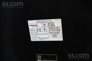 Black Volvo XC60 2012 in Tukums, with an engine capacity of 2.40 L and mileage of 193 thousand km for 10490 €, photo 33 on AUTOMOTO.COM.LV