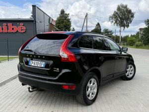 Black Volvo XC60 2012 in Taurage, with an engine capacity of 1.98 L and mileage of 282 thousand km for 7900 €, photo 6 on AUTOMOTO.COM.LV