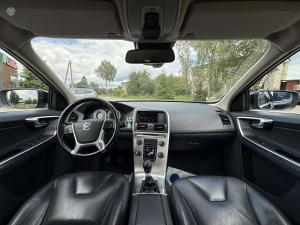 Black Volvo XC60 2012 in Taurage, with an engine capacity of 1.98 L and mileage of 282 thousand km for 7900 €, photo 18 on AUTOMOTO.COM.LV