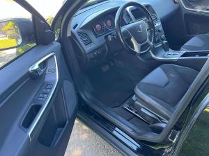Black Volvo XC60 2012 in Ukmerge, with an engine capacity of 2.00 L and mileage of 290 thousand km for 6200 €, photo 14 on AUTOMOTO.COM.LV