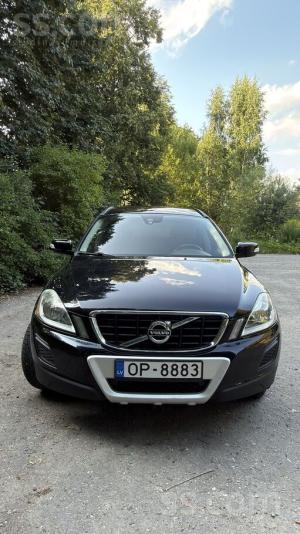 Black Volvo XC60 2012 in Jelgava, with an engine capacity of 2.40 L and mileage of 349 thousand km for 8500 €, photo 3 on AUTOMOTO.COM.LV