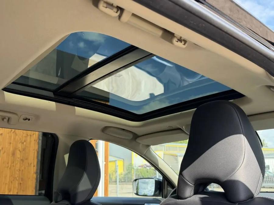 Melns Volvo XC60 2012 Rīga, ar dzinēja tilpumu 2.40 L un nobraukumu 266 tūkst. km par 11500 €, foto 19 vietnē AUTOMOTO.COM.LV