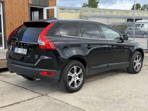 Melns Volvo XC60 2012 Rīga, ar dzinēja tilpumu 2.40 L un nobraukumu 266 tūkst. km par 11500 €, foto 21 vietnē AUTOMOTO.COM.LV