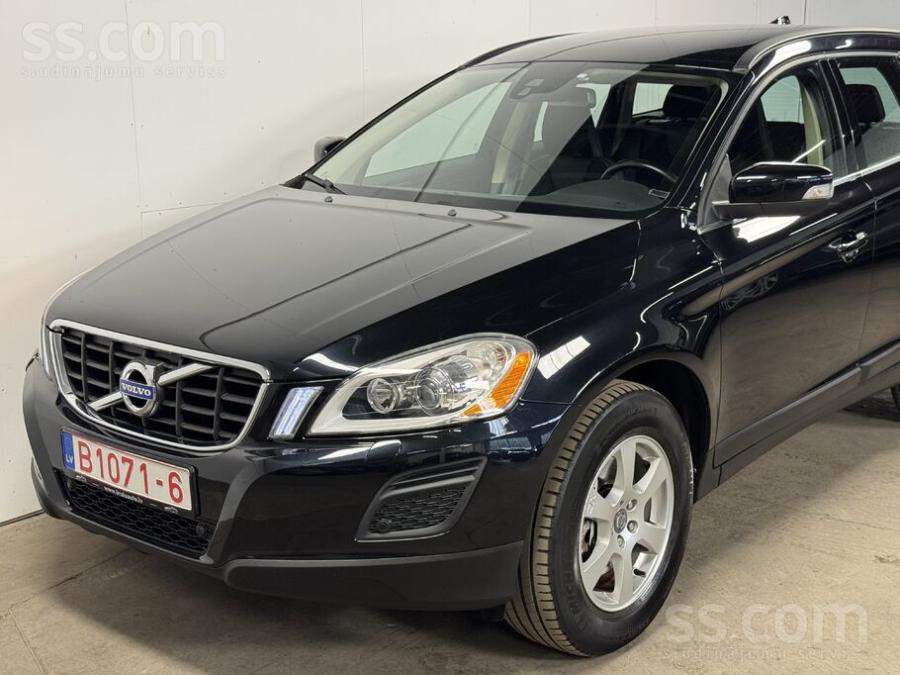 Melns Volvo XC60 2012 Jūrmala, ar dzinēja tilpumu 2.00 L un nobraukumu 227 tūkst. km par 10450 €, foto 6 vietnē AUTOMOTO.COM.LV