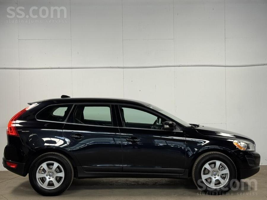 Melns Volvo XC60 2012 Jūrmala, ar dzinēja tilpumu 2.00 L un nobraukumu 227 tūkst. km par 10450 €, foto 8 vietnē AUTOMOTO.COM.LV