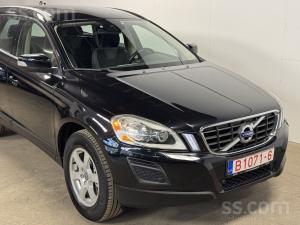 Melns Volvo XC60 2012 Jūrmala, ar dzinēja tilpumu 2.00 L un nobraukumu 227 tūkst. km par 10450 €, foto 9 vietnē AUTOMOTO.COM.LV