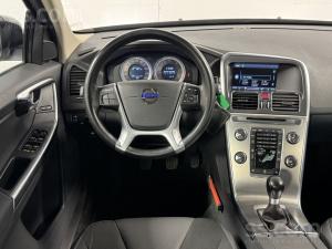 Black Volvo XC60 2012 in Jurmala, with an engine capacity of 2.00 L and mileage of 227 thousand km for 10450 €, photo 22 on AUTOMOTO.COM.LV