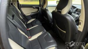 Black Volvo XC60 2012 in Jelgava, with an engine capacity of 2.40 L and mileage of 240 thousand km for 10300 €, photo 5 on AUTOMOTO.COM.LV