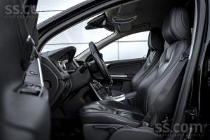 Black Volvo XC60 2012 in Riga, with an engine capacity of 2.00 L and mileage of 254 thousand km for 7990 €, photo 9 on AUTOMOTO.COM.LV