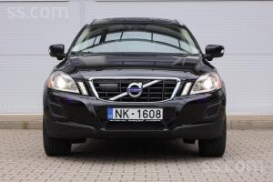 Melns Volvo XC60 2012 Rīga, ar dzinēja tilpumu 2.40 L un nobraukumu 411 tūkst. km par 6495 €, foto 4 vietnē AUTOMOTO.COM.LV