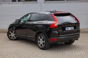 Melns Volvo XC60 2012 Rīga, ar dzinēja tilpumu 2.40 L un nobraukumu 411 tūkst. km par 6495 €, foto 6 vietnē AUTOMOTO.COM.LV