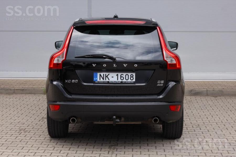 Melns Volvo XC60 2012 Rīga, ar dzinēja tilpumu 2.40 L un nobraukumu 411 tūkst. km par 6495 €, foto 7 vietnē AUTOMOTO.COM.LV