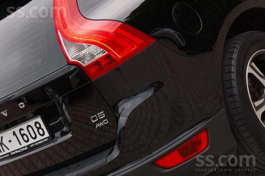 Melns Volvo XC60 2012 Rīga, ar dzinēja tilpumu 2.40 L un nobraukumu 411 tūkst. km par 6495 €, foto 9 vietnē AUTOMOTO.COM.LV