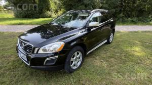 Black Volvo XC60 2012 in Jelgava, with an engine capacity of 2.40 L and mileage of 240 thousand km for 10300 €, photo 9 on AUTOMOTO.COM.LV