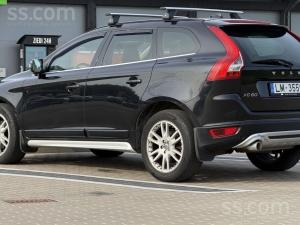 Melns Volvo XC60 2012 Rīga, ar dzinēja tilpumu 2.40 L un nobraukumu 0 tūkst. km par 7600 €, foto 3 vietnē AUTOMOTO.COM.LV