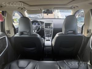 Melns Volvo XC60 2012 Rīga, ar dzinēja tilpumu 2.40 L un nobraukumu 0 tūkst. km par 7600 €, foto 6 vietnē AUTOMOTO.COM.LV