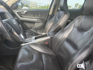Melns Volvo XC60 2012 Rīga, ar dzinēja tilpumu 2.40 L un nobraukumu 0 tūkst. km par 7600 €, foto 9 vietnē AUTOMOTO.COM.LV
