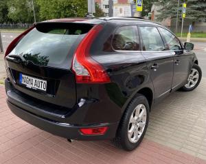 Melns Volvo XC60 2012 Marijampole, ar dzinēja tilpumu 2.40 L un nobraukumu 199 tūkst. km par 10999 €, foto 5 vietnē AUTOMOTO.COM.LV