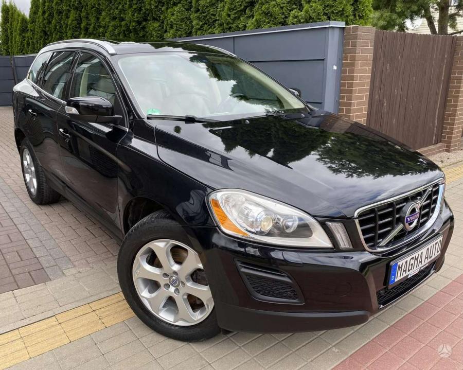 Melns Volvo XC60 2012 Marijampole, ar dzinēja tilpumu 2.40 L un nobraukumu 199 tūkst. km par 10999 €, foto 11 vietnē AUTOMOTO.COM.LV