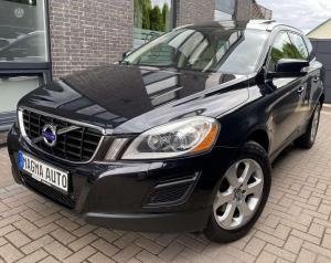 Melns Volvo XC60 2012 Marijampole, ar dzinēja tilpumu 2.40 L un nobraukumu 199 tūkst. km par 10999 €, foto 14 vietnē AUTOMOTO.COM.LV
