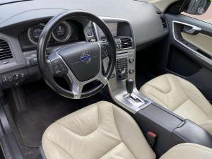 Melns Volvo XC60 2012 Marijampole, ar dzinēja tilpumu 2.40 L un nobraukumu 199 tūkst. km par 10999 €, foto 28 vietnē AUTOMOTO.COM.LV