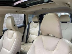 Melns Volvo XC60 2012 Marijampole, ar dzinēja tilpumu 2.40 L un nobraukumu 199 tūkst. km par 10999 €, foto 35 vietnē AUTOMOTO.COM.LV