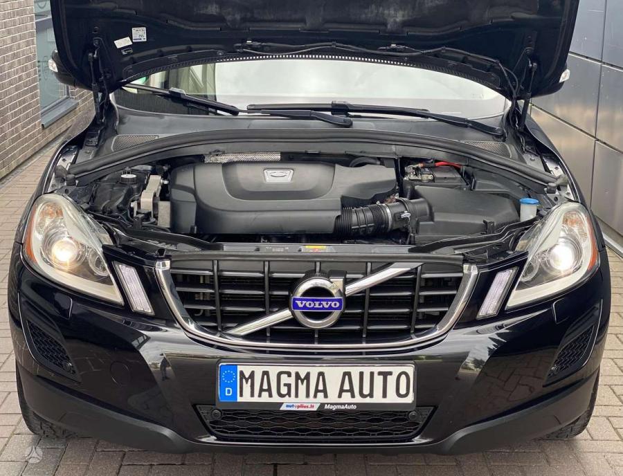 Melns Volvo XC60 2012 Marijampole, ar dzinēja tilpumu 2.40 L un nobraukumu 199 tūkst. km par 10999 €, foto 46 vietnē AUTOMOTO.COM.LV
