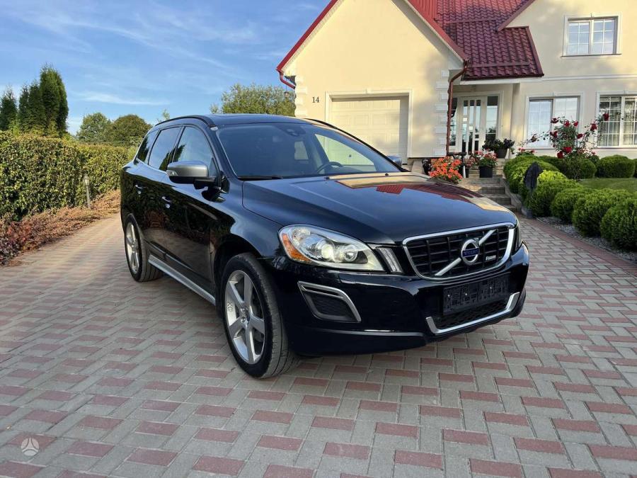Melns Volvo XC60 2012 Viļņa, ar dzinēja tilpumu 2.40 L un nobraukumu 258 tūkst. km par 9899 €, foto 6 vietnē AUTOMOTO.COM.LV