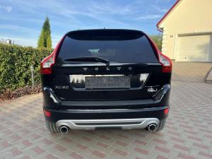 Melns Volvo XC60 2012 Viļņa, ar dzinēja tilpumu 2.40 L un nobraukumu 258 tūkst. km par 9899 €, foto 11 vietnē AUTOMOTO.COM.LV