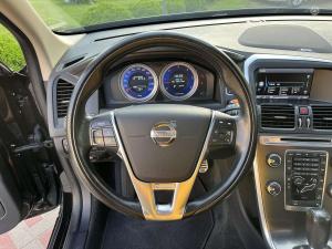 Melns Volvo XC60 2012 Viļņa, ar dzinēja tilpumu 2.40 L un nobraukumu 258 tūkst. km par 9899 €, foto 20 vietnē AUTOMOTO.COM.LV