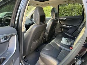 Melns Volvo XC60 2012 Viļņa, ar dzinēja tilpumu 2.40 L un nobraukumu 258 tūkst. km par 9899 €, foto 28 vietnē AUTOMOTO.COM.LV
