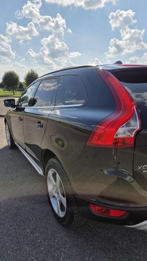 Melns Volvo XC60 2012 Kauņa, ar dzinēja tilpumu 2.40 L un nobraukumu 247 tūkst. km par 10200 €, foto 11 vietnē AUTOMOTO.COM.LV