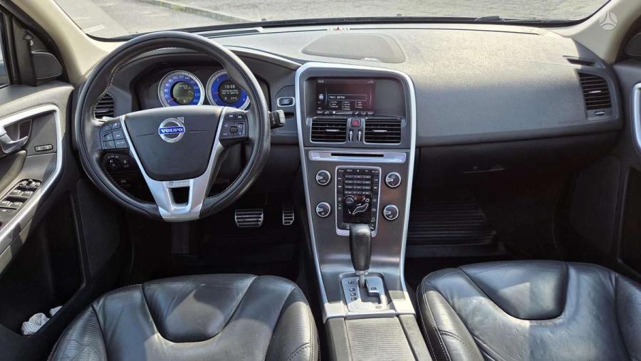 Melns Volvo XC60 2012 Kauņa, ar dzinēja tilpumu 2.40 L un nobraukumu 247 tūkst. km par 10200 €, foto 14 vietnē AUTOMOTO.COM.LV