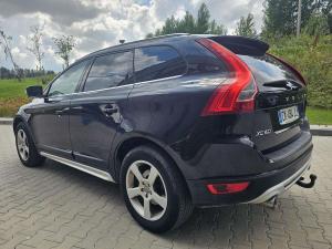 Melns Volvo XC60 2012 Viļņa, ar dzinēja tilpumu 2.40 L un nobraukumu 278 tūkst. km par 9900 €, foto 5 vietnē AUTOMOTO.COM.LV