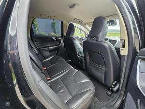 Melns Volvo XC60 2012 Viļņa, ar dzinēja tilpumu 2.40 L un nobraukumu 278 tūkst. km par 9900 €, foto 16 vietnē AUTOMOTO.COM.LV