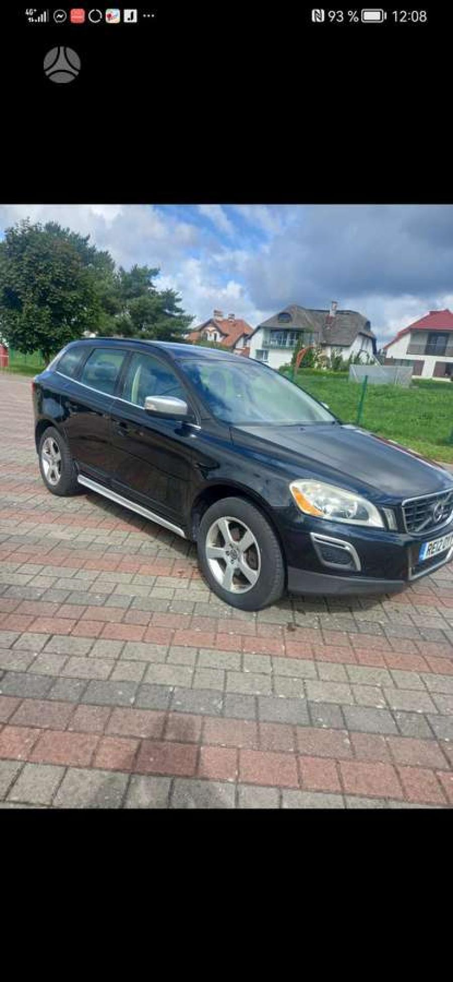 Black Volvo XC60 2012 in Silute, with an engine capacity of 1.98 L and mileage of 155 thousand km for 2650 €, photo 8 on AUTOMOTO.COM.LV
