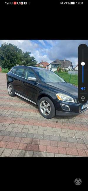 Black Volvo XC60 2012 in Silute, with an engine capacity of 1.98 L and mileage of 155 thousand km for 2650 €, photo 9 on AUTOMOTO.COM.LV