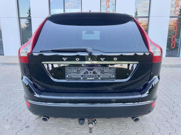 Melns Volvo XC60 2012 Viļņa, ar dzinēja tilpumu 2.40 L un nobraukumu 232 tūkst. km par 7950 €, foto 6 vietnē AUTOMOTO.COM.LV