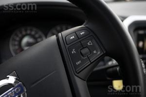 Black Volvo XC60 2012 in Jelgava, with an engine capacity of 2.00 L and mileage of 304 thousand km for 7000 €, photo 20 on AUTOMOTO.COM.LV