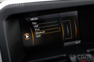 Black Volvo XC60 2012 in Jelgava, with an engine capacity of 2.00 L and mileage of 304 thousand km for 7000 €, photo 23 on AUTOMOTO.COM.LV